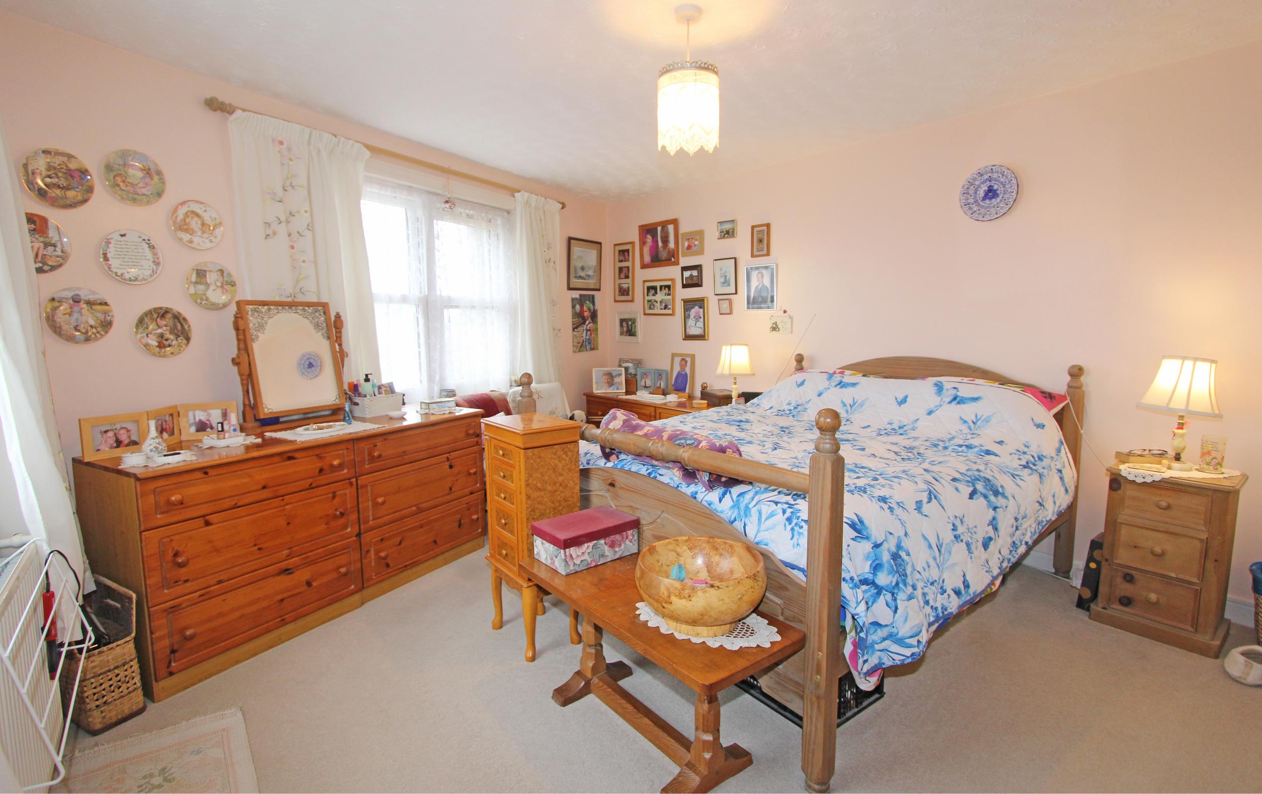Stable Cottage | Bell & Co Ltd